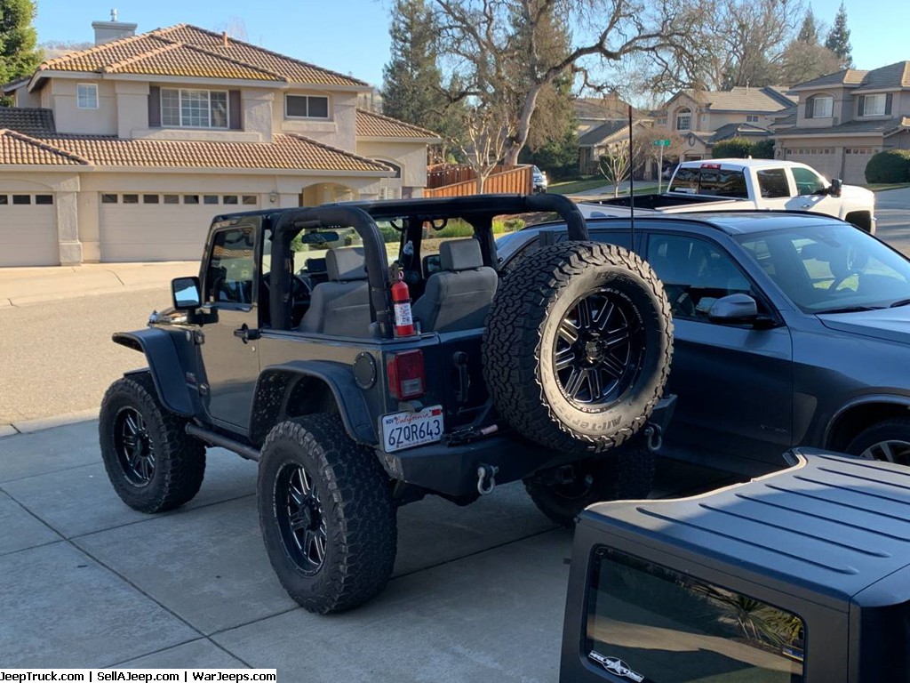 2008 Hemi Swapped Jeep Wrangler JK Rubicon 1
